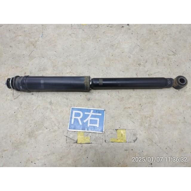 ヴォクシー 【KBT】ヴォクシー DBA-ZRR70W 右リア ショックアブソーバー 48531-80755 : 久保田オートパーツYahoo ...