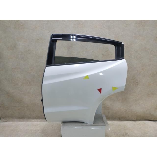 ヴェゼル 【KBT】ヴェゼル DAA-RU3 左リア ドア 67550-T7A-300ZZ : 久保田オートパーツYahoo!店 - 通販 - Yahoo!ショッピング