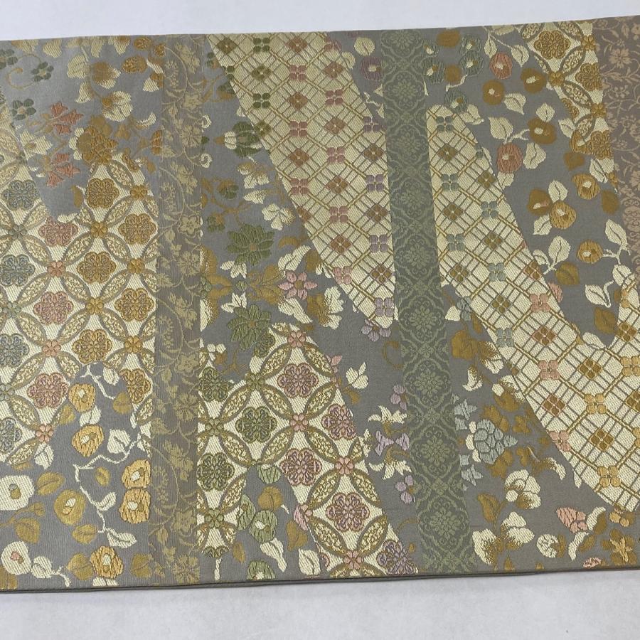 袋帯 美品 名品 箔屋清兵衛 落款あり 悠久の美 七宝 草花 箔 袋帯 美品 名品 箔屋清兵衛 落款あり 悠久の美 七宝 草花 箔