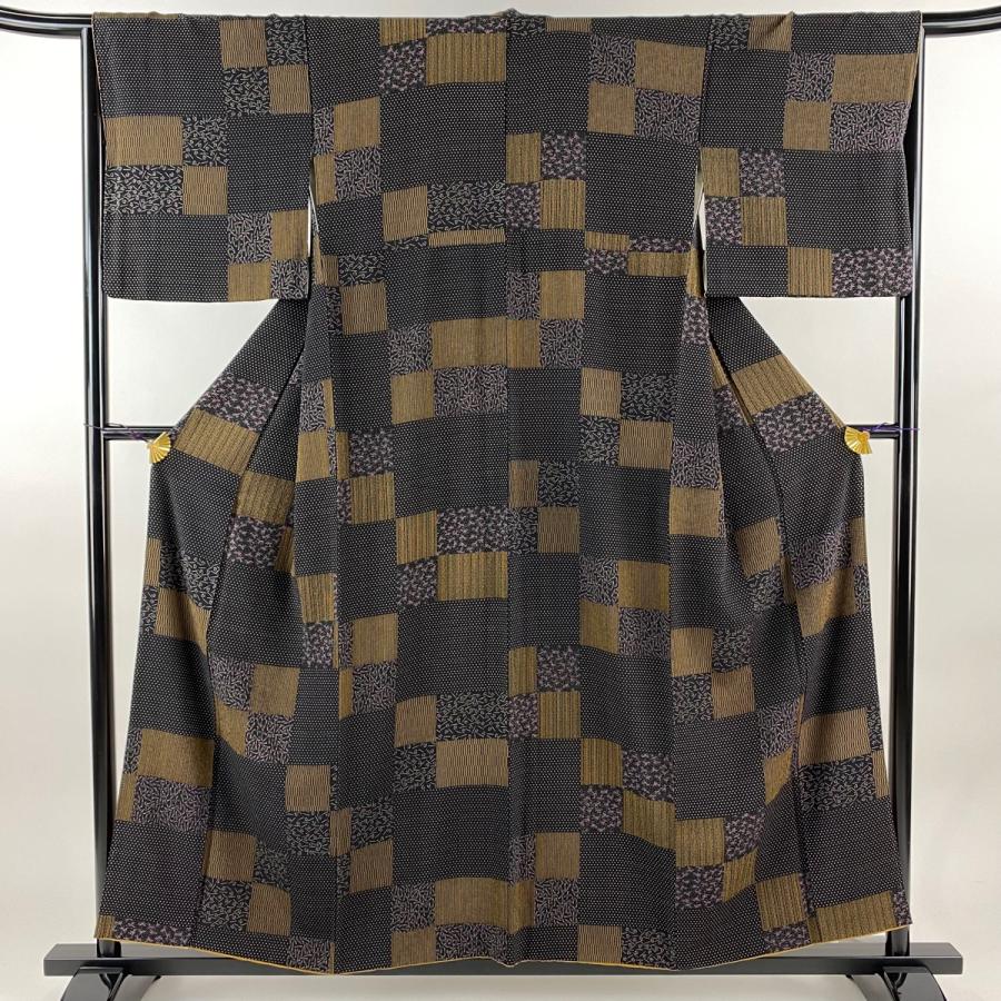 小紋 身丈156cm 裄丈64cm M 袷 竹縞 煙管 縮緬 黒 正絹 秀品 中古 : リユースセレクトショップバイセル Yahoo!店 - 通販 - Yahoo!ショッピング