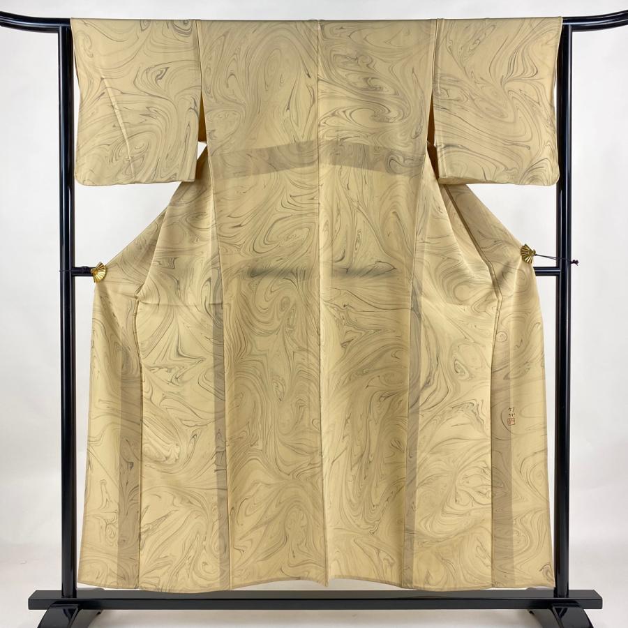 小紋 身丈153cm 裄丈65cm M 単衣 落款あり 墨流し ベージュ 正絹 名品 一つ紋 中古 : リユースセレクトショップバイセル Yahoo!店 - 通販 - Yahoo!ショッピング