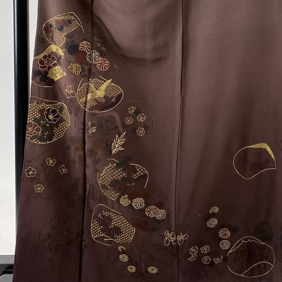 付下げ 身丈163.5cm 裄丈66cm M 袷 貝合わせ 草花 金糸 刺繍 茶色 正絹 秀品 中古 : リユースセレクトショップバイセル Yahoo!店 - 通販 - Yahoo!ショッピング