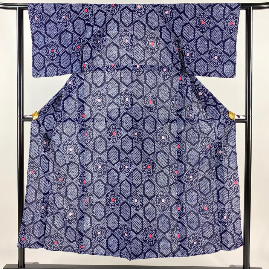 浴衣 身丈149cm 裄丈60.5cm S 絞り浴衣 亀甲 華文 紺色 綿 名品 中古 : リユースセレクトショップバイセル Yahoo!店 - 通販 - Yahoo!ショッピング