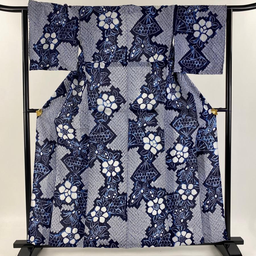 浴衣 身丈160.5cm 裄丈64.5cm M 絞り浴衣 蝶 草花 紺色 綿 美品 名品 中古 : リユースセレクトショップバイセル Yahoo!店 - 通販 - Yahoo!ショッピング