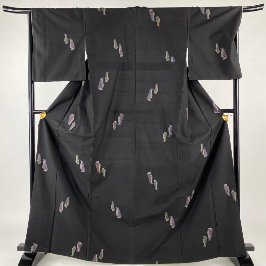 大島紬 身丈168cm 裄丈66.5cm M 袷 純泥染 証紙あり ペンギン 黒 正絹 名品 中古 : リユースセレクトショップバイセル Yahoo!店 - 通販 - Yahoo!ショッピング