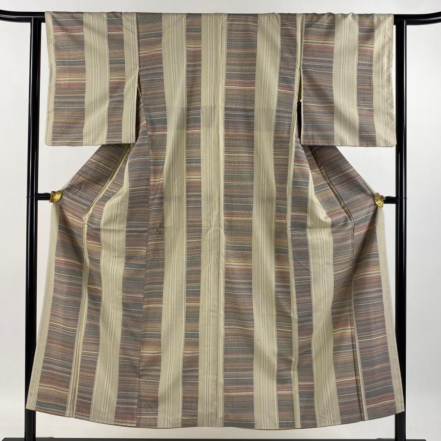 紬 身丈151cm 裄丈62.5cm S 袷 落款あり 縞 ベージュ 正絹 美品 秀品 中古 : リユースセレクトショップバイセル Yahoo!店 - 通販 - Yahoo!ショッピング