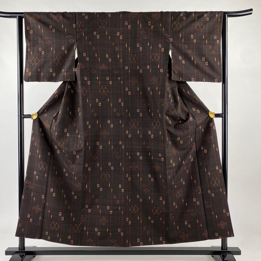 紬 身丈154cm 裄丈63cm S 袷 縞 つばめ 焦茶色 正絹 名品 中古 在庫