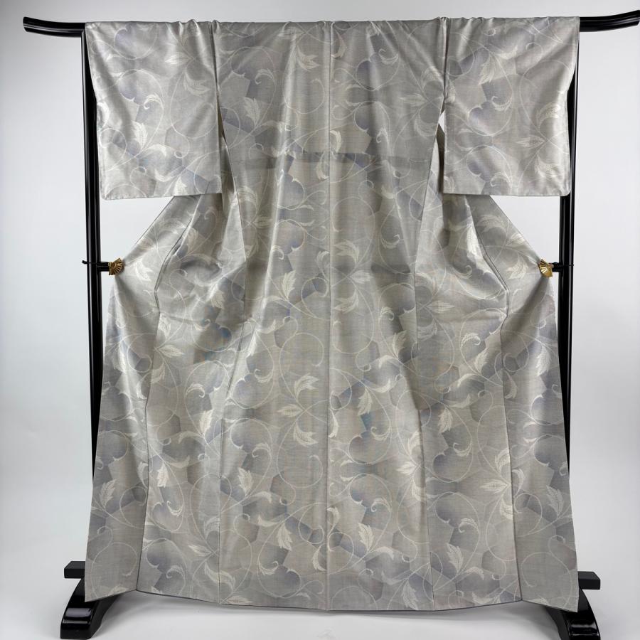 美品 紬 身丈167cm 裄丈67.5cm L 袷 唐草 幾何学模様 灰白 正絹 秀品 中古 : リユースセレクトショップバイセル Yahoo!店 - 通販 - Yahoo!ショッピング
