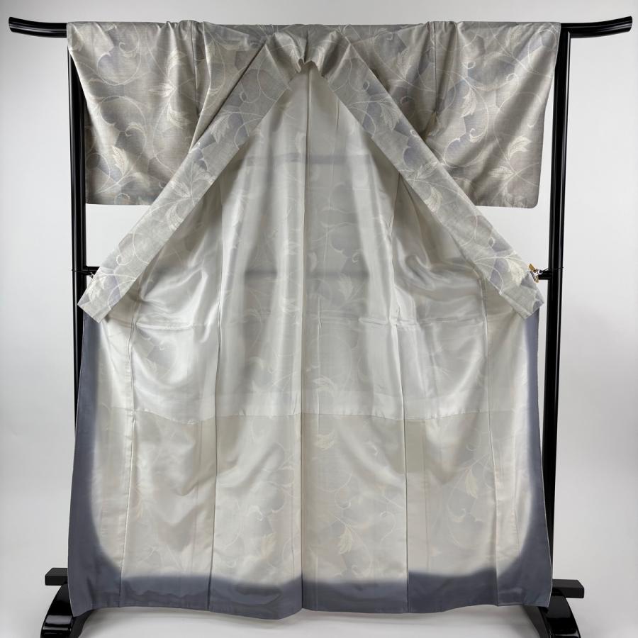 美品 紬 身丈167cm 裄丈67.5cm L 袷 唐草 幾何学模様 灰白 正絹 秀品 中古 : リユースセレクトショップバイセル Yahoo!店 - 通販 - Yahoo!ショッピング