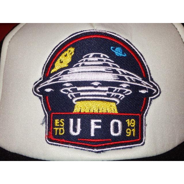 UFO☆メッシュキャップ☆11☆トラッカーキャップ☆帽子☆宇宙人 UFO☆メッシュキャップ☆11☆トラッカーキャップ☆帽子☆宇宙人