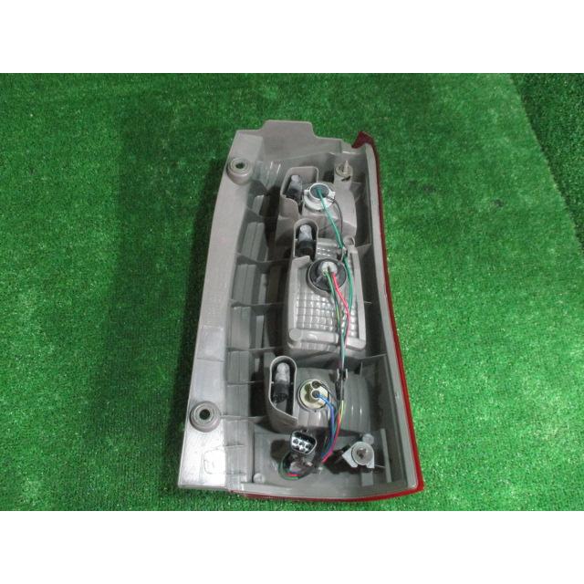 【1441-8】送料無料！ルクラ L465F 左 テールランプ : kajiwara2013 2号店 - 通販 - Yahoo!ショッピング