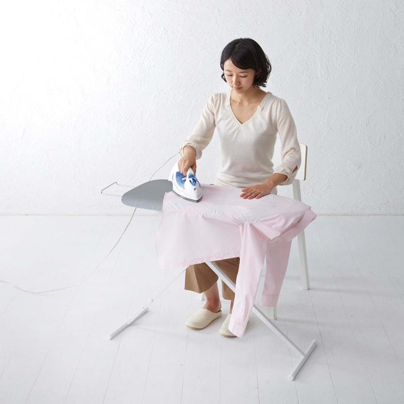 YAMAZAKI スタンド式スッキリプレス アルミコート 2691 アイロン台スタンド式 アイロン台 スタンド式 折りたたみ ボタンプレス機能付き ランドリー 山崎実業 : 2691 : 家具 ...