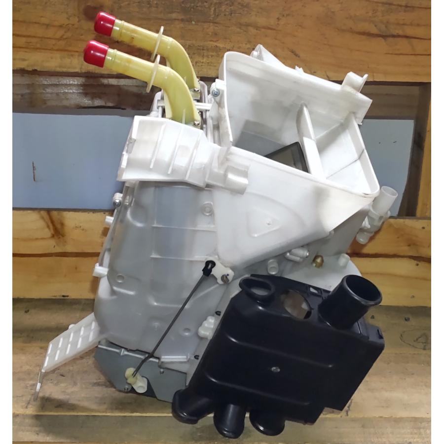 スカイライン（日産） ヒーターユニット 日産 スカイライン HR33 H9/6 07394/0096 27110-26U00 ゼクセル ...