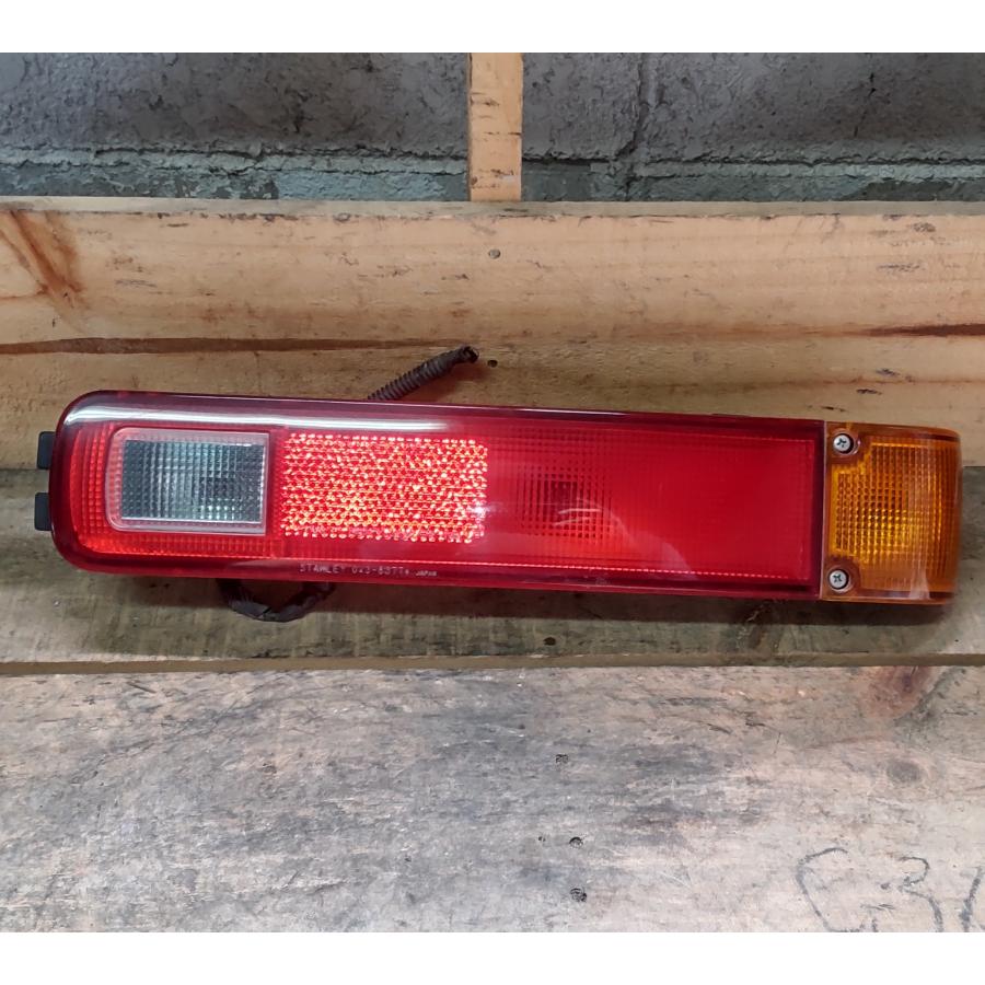 ホンダ 右 テールライト トゥディ ポシェット JA2 H3/1 6474 0023 KoiTo 043-8377 33550-SD5-J14 中古 16006604 : NEW X ...