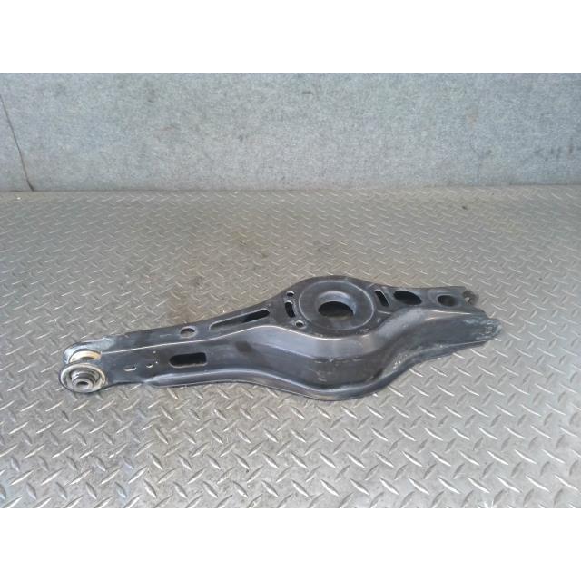 C−HR 6AA-ZYX11 右Rロアアーム 48730-47010 : 000006046251820 : 国際オートパーツヤフー店 ...