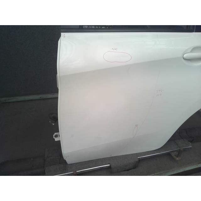 ノート DBA-E12 左RドアASSY H210A-3VAMA : 国際オートパーツヤフー店 - 通販 - Yahoo!ショッピング