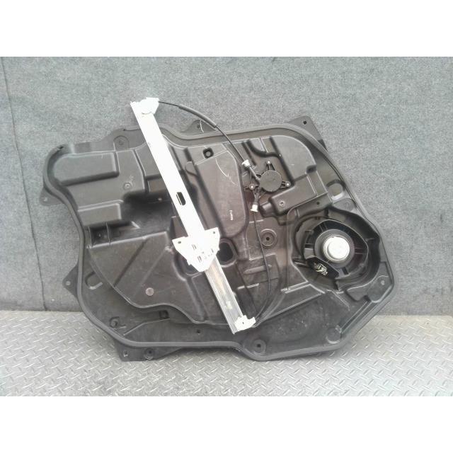 MPV DBA-LY3P 右Fドアレギュレータ・モーター G22C-58-58XF : 国際オートパーツヤフー店 - 通販 - Yahoo!ショッピング