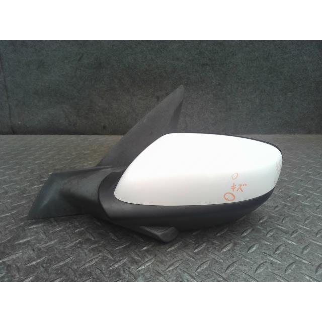 ベリーサ DBA-DC5W 左サイドミラー D01C-69-180B 85 : 国際オートパーツヤフー店 - 通販 - Yahoo!ショッピング