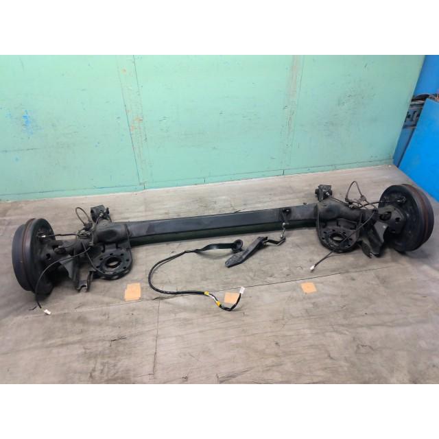 アクア DAA-NHP10 RアクスルビームASSY 42110-52332 : 国際オートパーツヤフー店 - 通販 - Yahoo!ショッピング