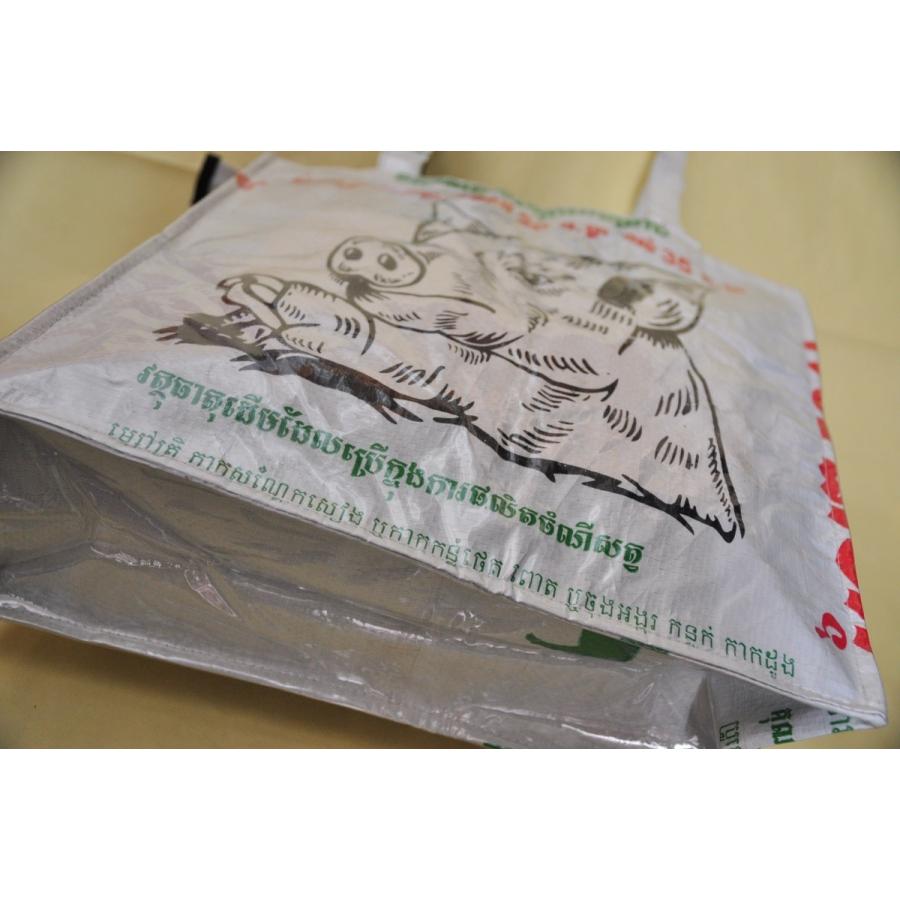 カンボジアリサイクルバッグ『Ankor Recycles』【送料無料】トートバッグ CW038 : KARMABAZARO - 通販 ...