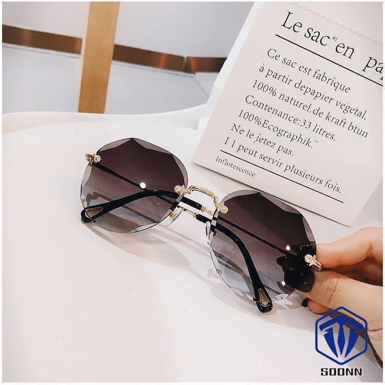 サングラス レディース 女性 ファッション小物 丸型 ヘキサゴン カラーレンズ ゴールドフレーム UV400 グラデーション バイカラー ブルー グレ :kato5 ...