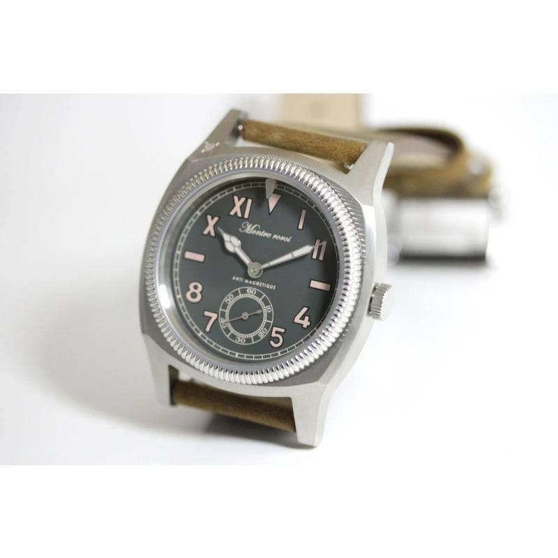 チェコスロバキア空軍復刻 M.R.M.W. ミリタリー マジェテック ビックタートル カルフォルニア ダイヤル スモールセコンド クォーツ腕時計 モントルロロイ : 加坪屋 - 通販 ...