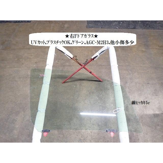 ヴィッツ DBA-NSP130 右Fドアガラス M2H3 68110-52340 : NOTOオートリサイクル - 通販 - Yahoo!ショッピング