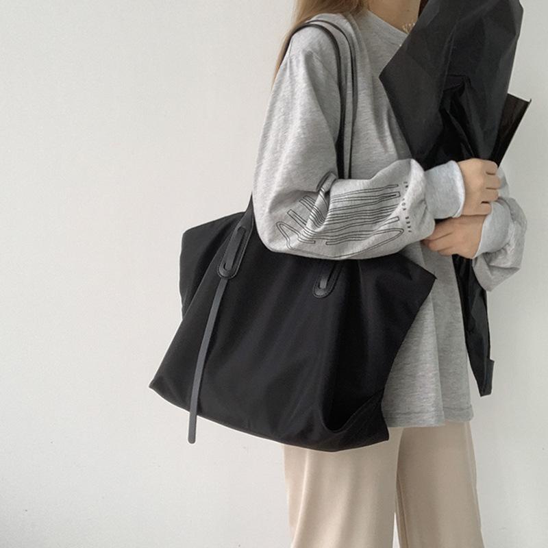 トートバッグ ショルダーバッグ レディース 女性 カバン 鞄 A4 大きめ 大容量 キャンバス 肩掛け おしゃれ かわいい 無地 シンプル カジュアル : bag-14425 ...