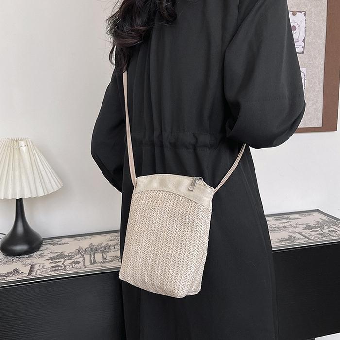 ショルダーバッグ ポシェット レディース 女性用 鞄 カバン 草編み風 斜めがけ 肩掛け かわいい おしゃれ デイリー お出かけ 旅行 女の子 婦人用 : KAWAeMON - 通販 ...