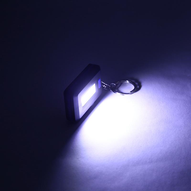 ライト COB LED 電池式 キーホルダー 懐中電灯 照明 ミニ 小型 持ち運び 夜間 散歩 ウォーキング アウトドア 防犯 : KAWAeMON - 通販 - Yahoo!ショッピング