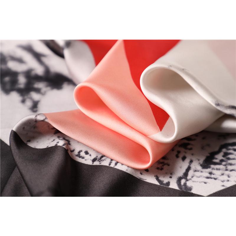 スカーフ プリントスカーフ 大判 正方形 70cm サテン ファッション小物 柄 レッド ワイン 幾何学 ミックスカラー スクエア バンダナ ストール : KAWAeMON - 通販 ...