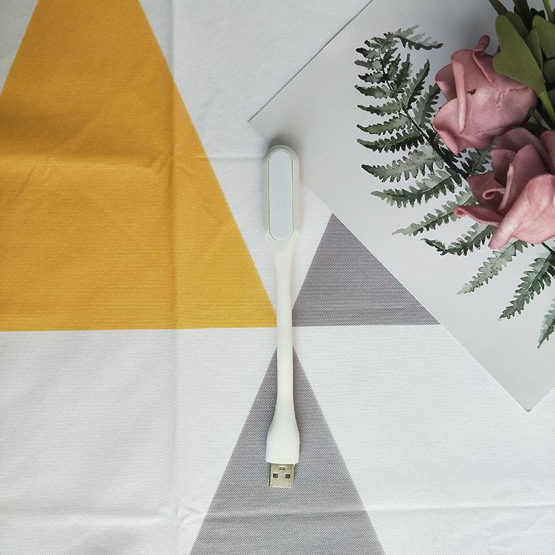 USBライト LEDライト USB接続 デスクライト パソコンライト 小さめ コンパクト PC USB 小型 便利 シンプル 明るい : zak-02837 : KAWAeMON - 通販 ...