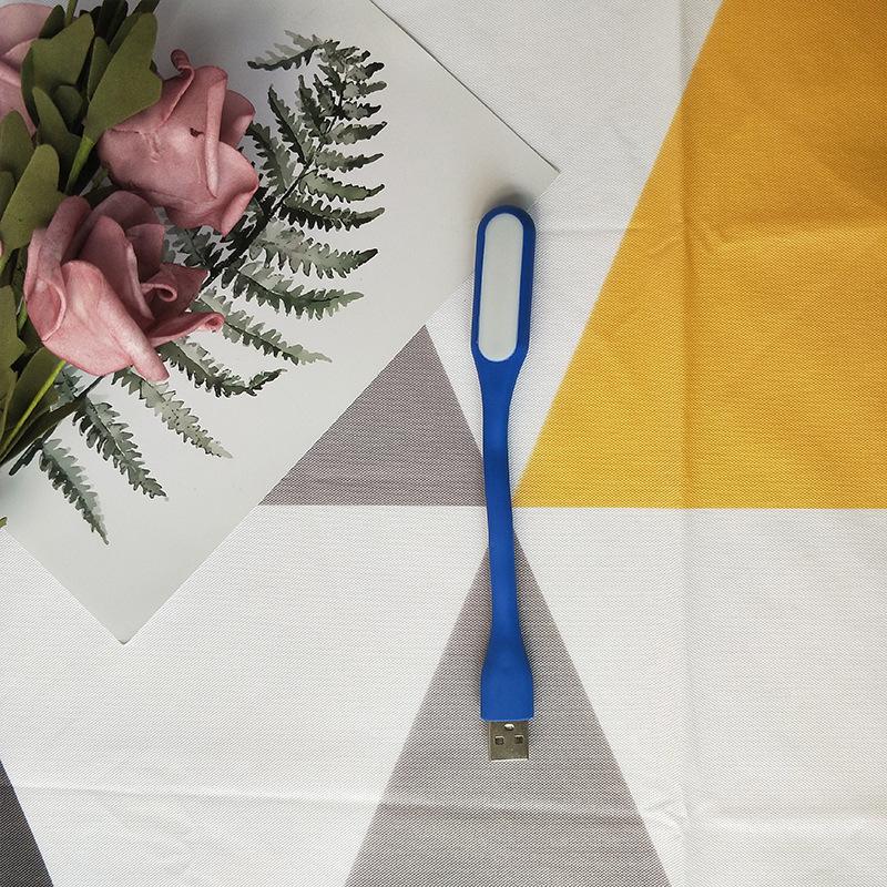 USBライト LEDライト USB接続 デスクライト パソコンライト 小さめ コンパクト PC USB 小型 便利 シンプル 明るい : zak-02837 : KAWAeMON - 通販 ...