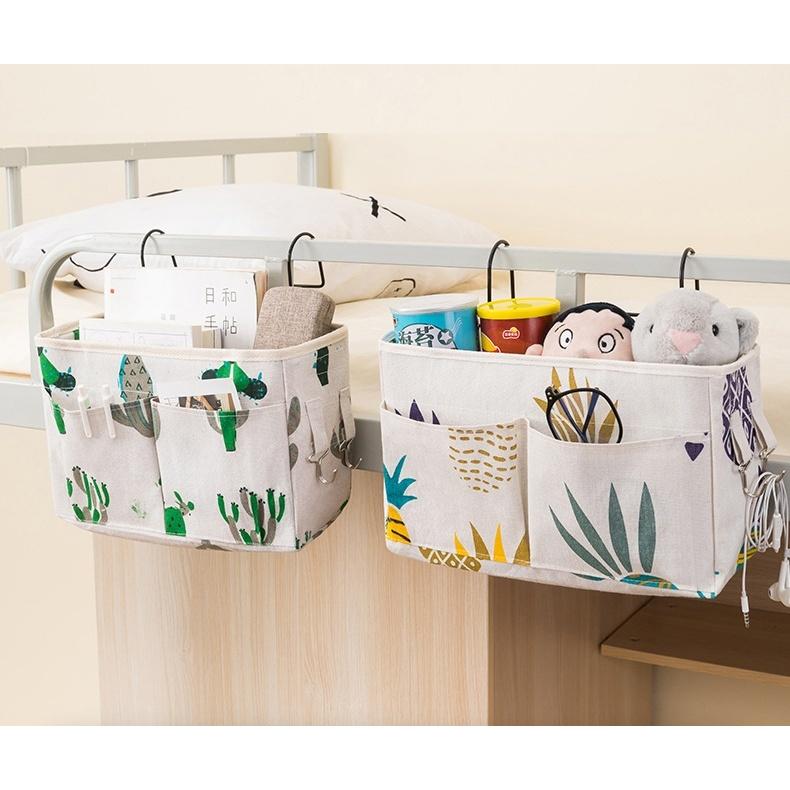 収納ラック ベッドサイドポケット 吊り下げ 収納ボックス 小物整理 フック付き 掛け袋 ポケット 引っ掛け 四角形 日用品 生活雑貨 病室 寝室 整理 : zak-13757 ...