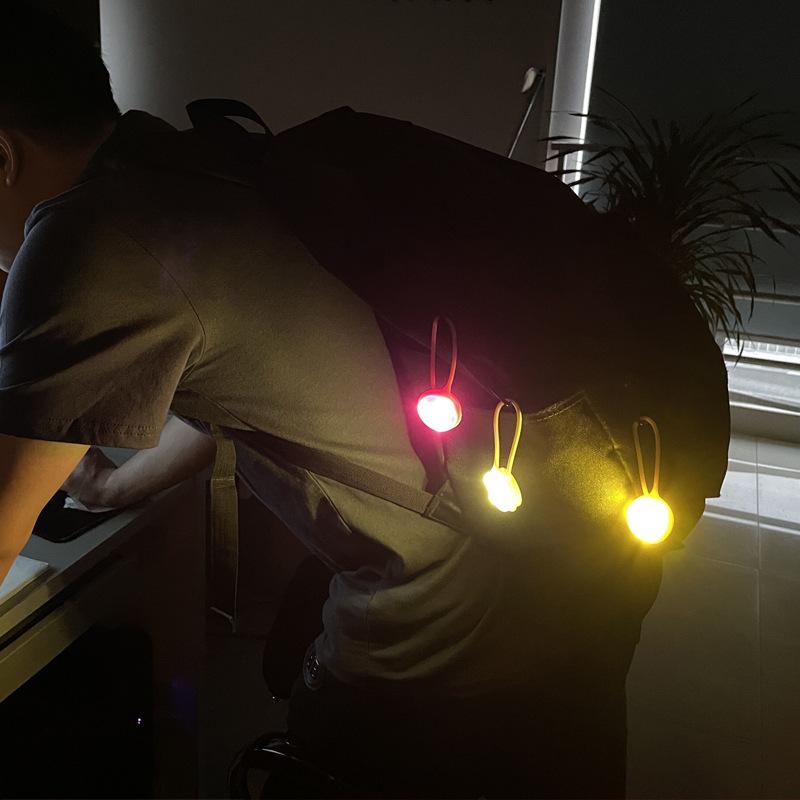 LEDマーカーライト 単品 チャームライト ストラップ キーホルダー 吊り下げ ボタン電池式 点滅 反射 暗闇 夜 安全 アウトドア キャンプ 夜間 : KAWAeMON - 通販 ...