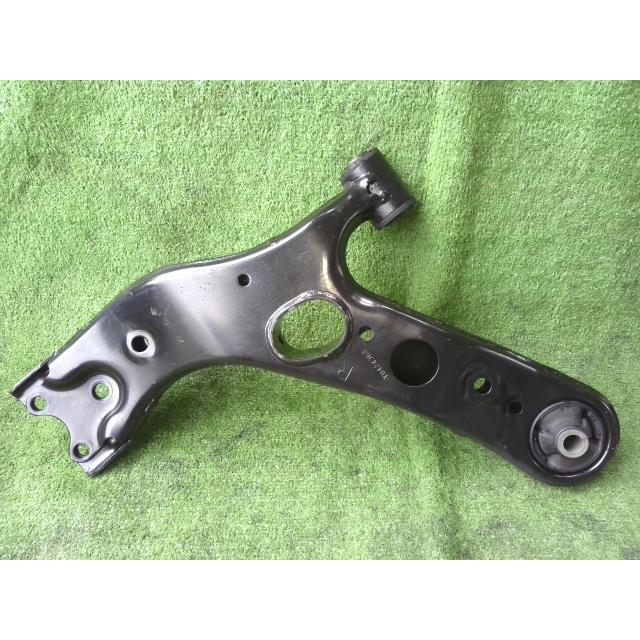 レクサス NX DBA-AGZ15 右Fロアアーム 8AR-FTS 085 美品 低走行 48068-42060 : 河村自動車工業 ヤフー店 ...