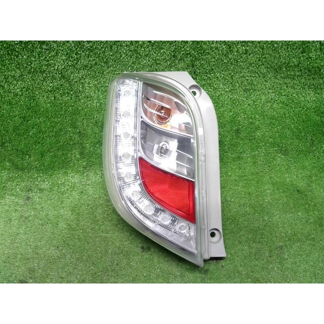 ピクシスエポック DBA-LA300A 左テールランプ KF-VE5 T19 トウカイ 81560-B2600 : 河村自動車工業 ヤフー店 - 通販 - Yahoo!ショッピング