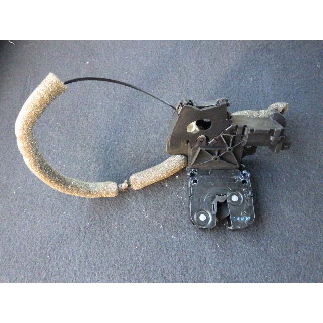 アウディ TT ABA-8JBWA トランク・バックドアロックソレノイド BWA LZ9Y 8P4827505C : 河村自動車工業 ヤフー店 ...