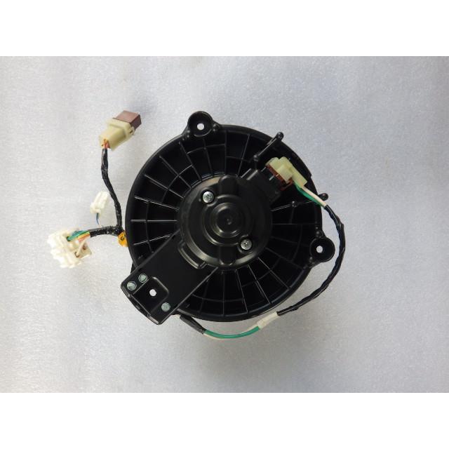 ライフ DBA-JB5 ヒーターブロアモーター P07A-179 NH700M 79310-SFA-003 : 202212013567900 : 河村自動車工業 ヤフー店 - 通販 ...