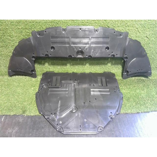 プリウス 6AA-MXWH60 エンジンアンダーカバー M20A-FXS 089 美品 低走行 51451-47020 51410-47080 ...