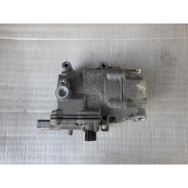 プリウス DAA-ZVW30 A/Cコンプレッサー 2ZR-FXE 8V0 デンソー 88370-47030 : 河村自動車工業 ヤフー店 ...