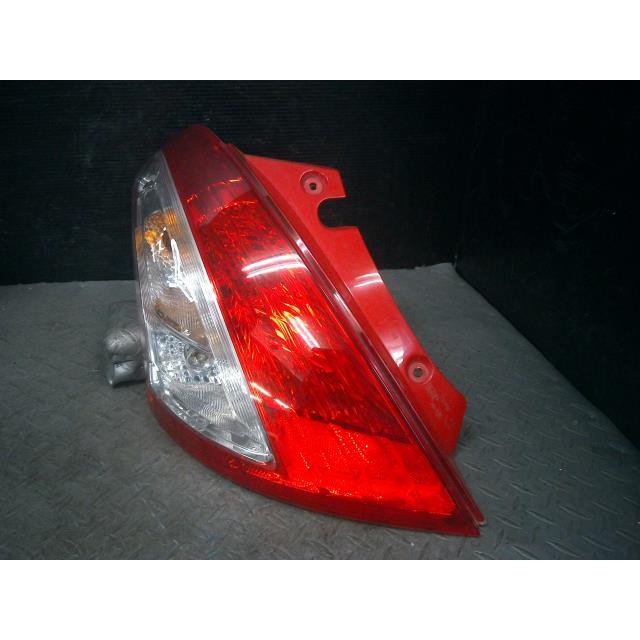 スイフト ZC72S 左 テール ランプ ライト 35670-71L00 : 株式会社川島商会 ネット事業部 - 通販 - Yahoo!ショッピング