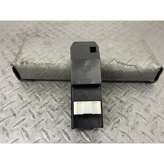 モコ MG22S パワーウインドウスイッチ 25400-4A00E : 株式会社川島商会 ネット事業部 - 通販 - Yahoo!ショッピング