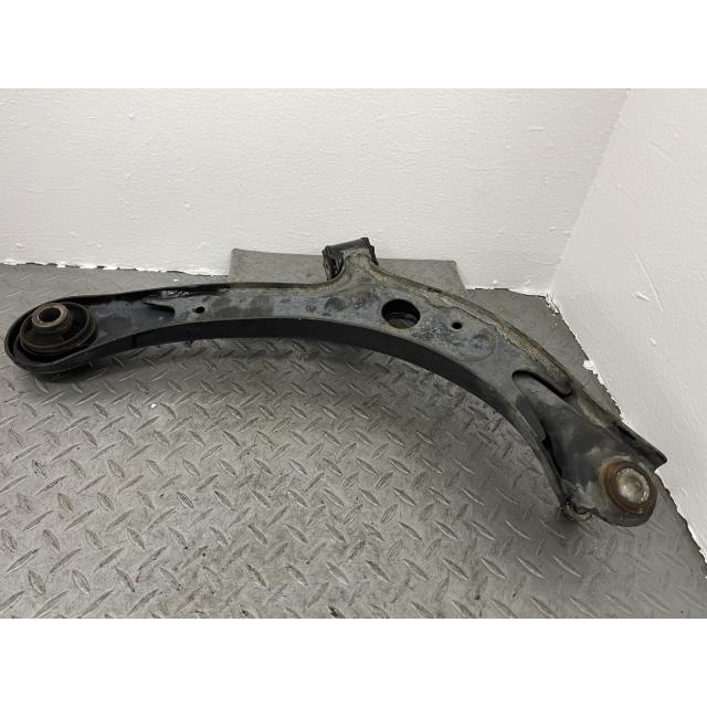 ゼスト JE1 左Fロアアーム 51360-SFA-J11 : 株式会社川島商会 ネット事業部 - 通販 - Yahoo!ショッピング