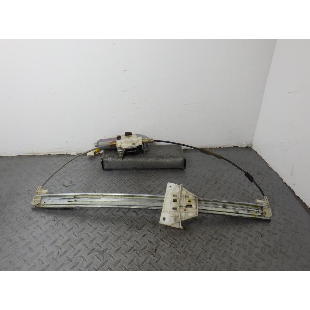 MPV LWEW 右 フロント ドア レギュレター モーター L081-58-58X テストOK : 株式会社川島商会 ネット事業部 - 通販 - Yahoo!ショッピング