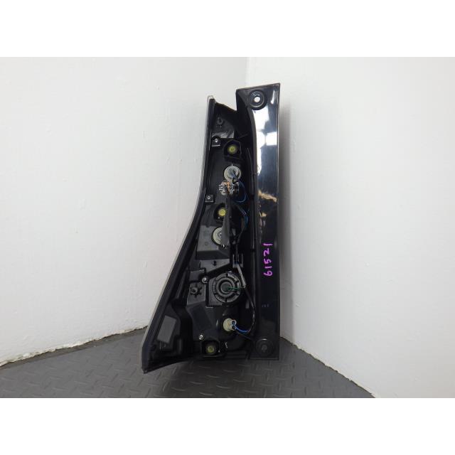 セレナ GFC27 右 テール ランプ ライト 26550-5TA0B : 株式会社川島商会 ネット事業部 - 通販 - Yahoo!ショッピング