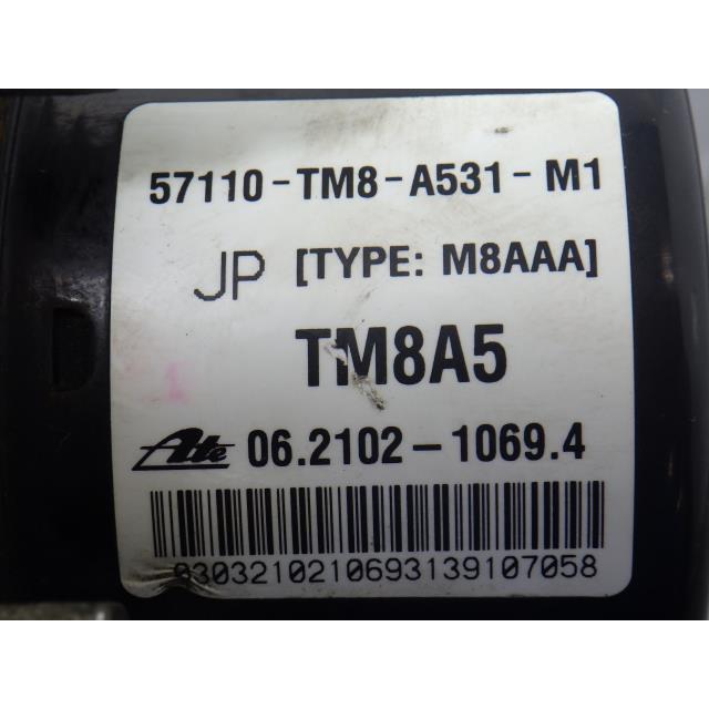 インサイト ZE2 ABSアクチュエーター 57110-TM8-A53 : 株式会社川島商会 ネット事業部 - 通販 - Yahoo!ショッピング