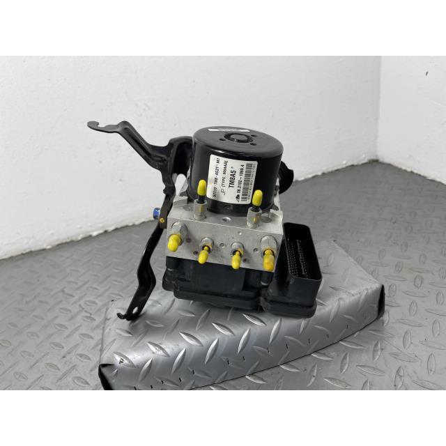 インサイト ZE2 ABSアクチュエーター 57110-TM8-A53 : 株式会社川島商会 ネット事業部 - 通販 - Yahoo!ショッピング