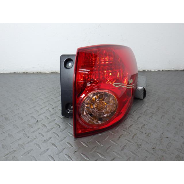 ウイングロード Y12 右 テール ランプ ライト 26550-CV10A : 620480000015500 : 株式会社川島商会 ネット事業部 - 通販 - Yahoo!ショッピング