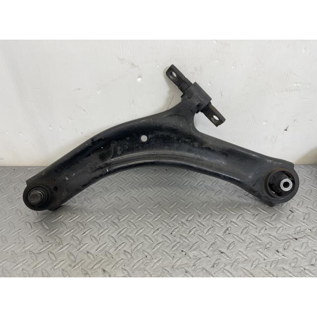 エクストレイル NT31 左Fロアアーム 54501-JG00B : 株式会社川島商会 ネット事業部 - 通販 - Yahoo!ショッピング